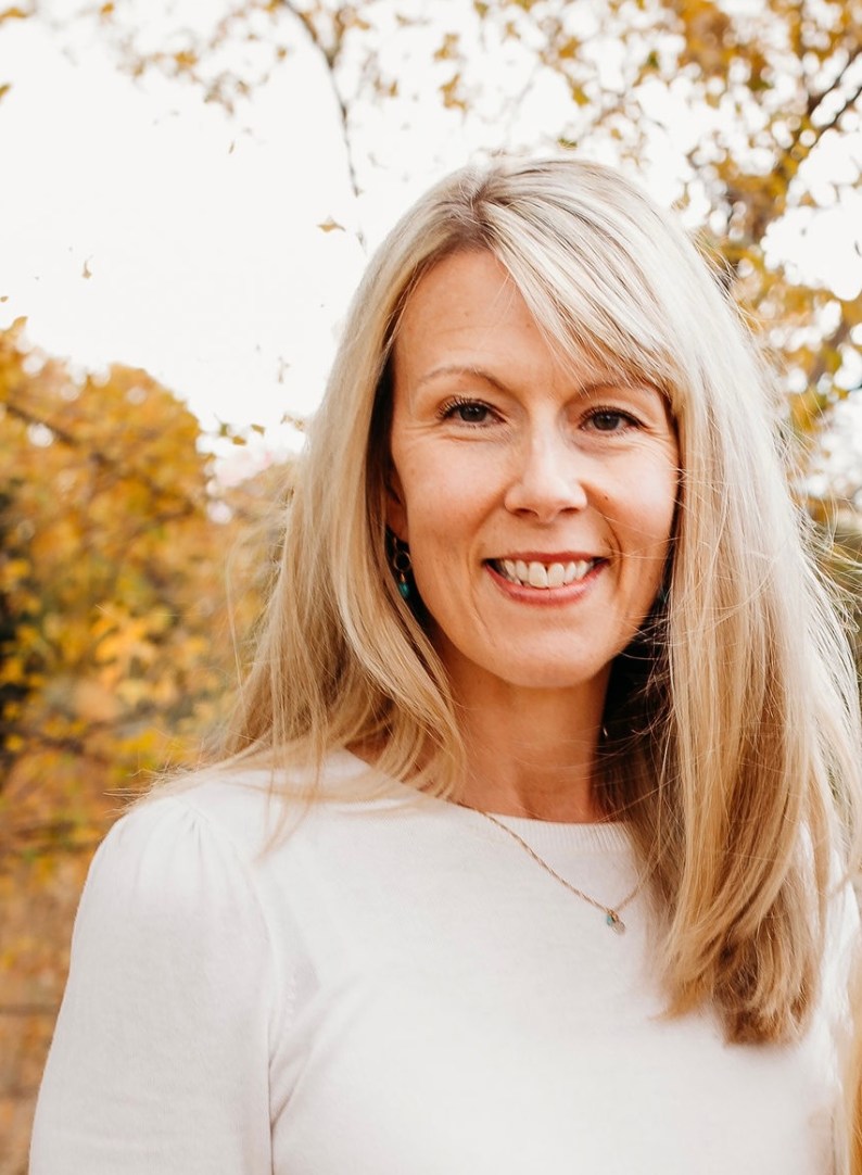 Tuesday Debut – Presenting Jana Locke! PLUS A Giveaway!!! – Susanna ...